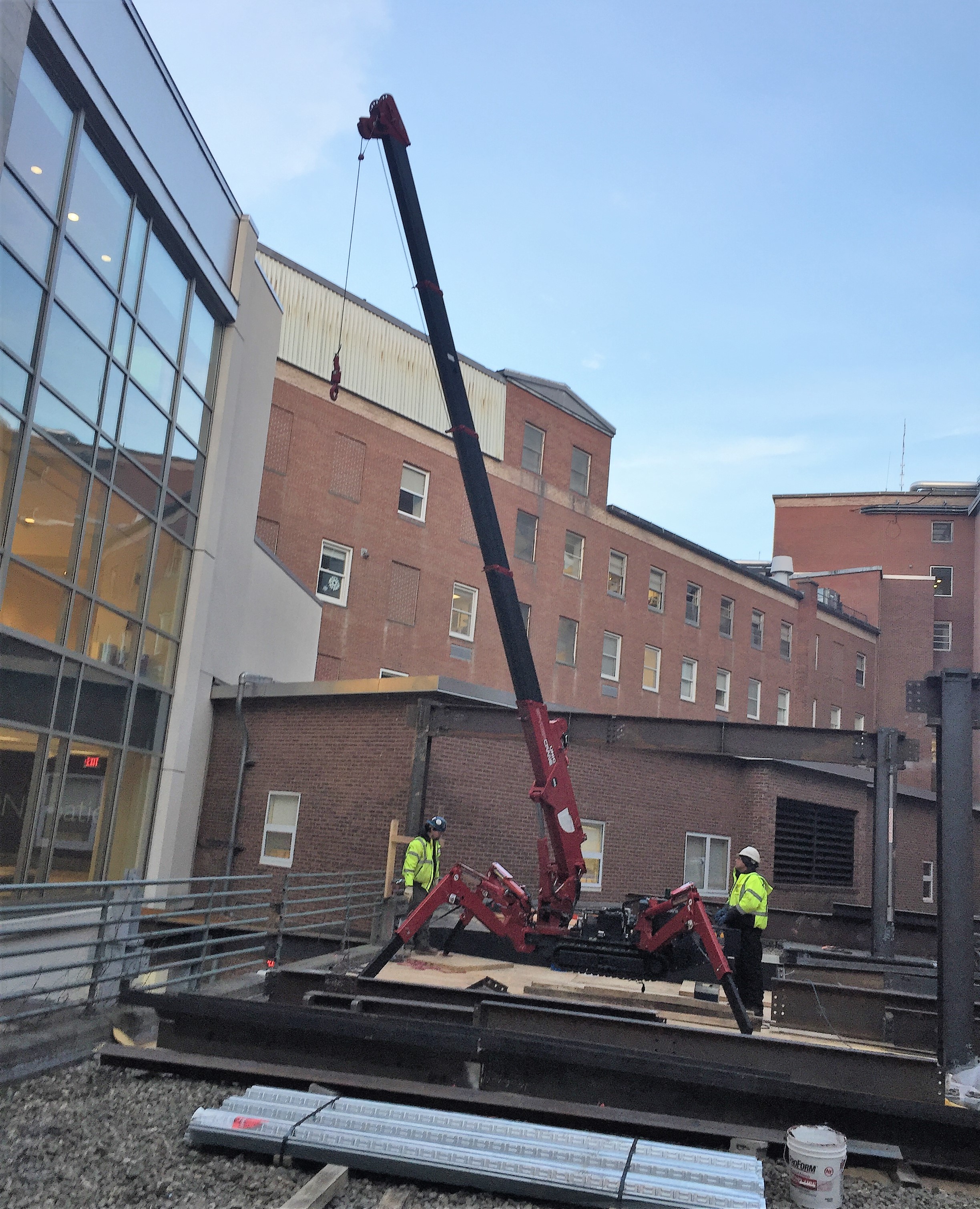 Spyder Crane - SSW Erectors
